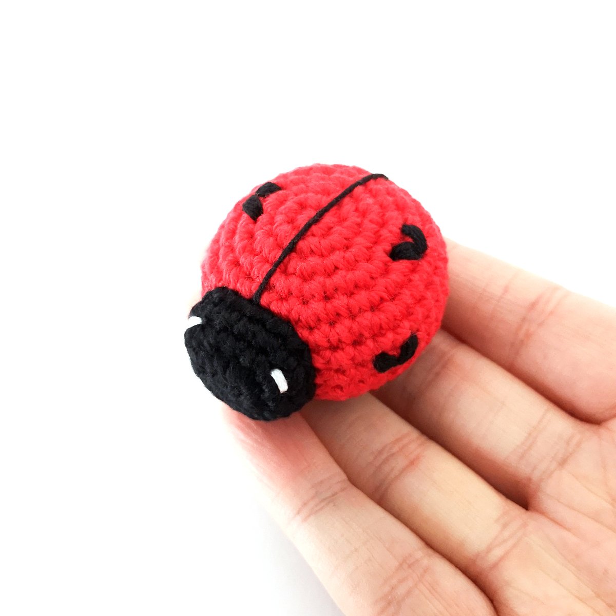 Love Bug Crochet Pattern (Free!)