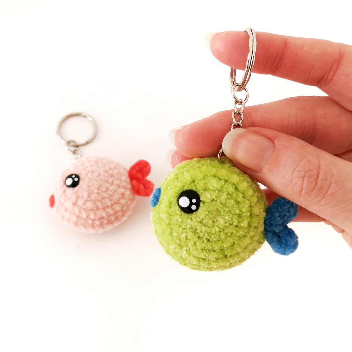Crochet Fish Keychain Pattern (Free!)